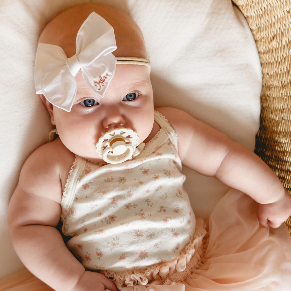 Personalised Fable Hair Bow White – Sunshinebowco